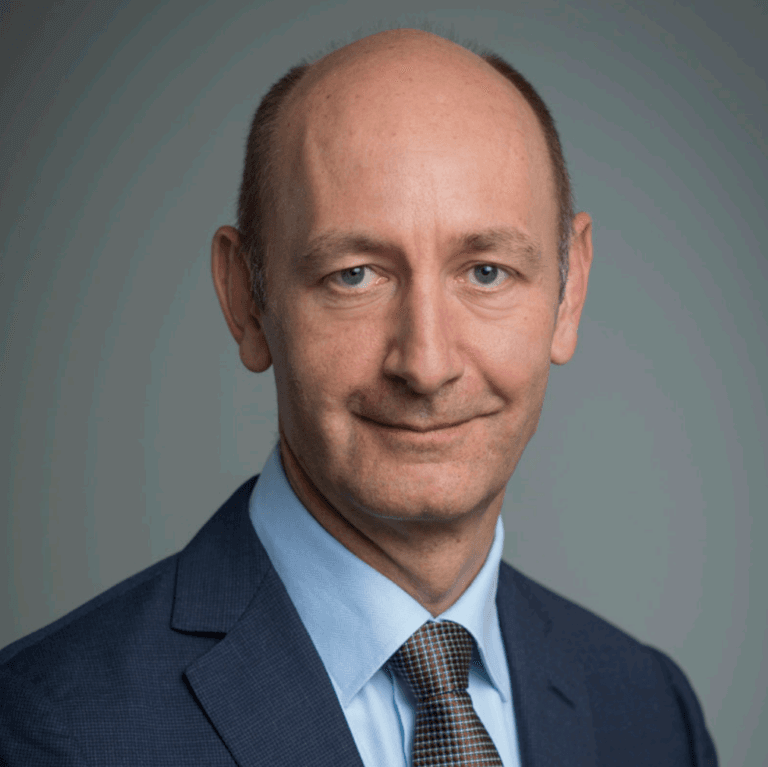 Tom Hallan In Bestuur Azelis Group • De Bestuurder